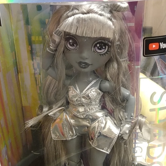 Shadow High | Toys | Shadow High Luna Madison Fashion Doll With Extra ...